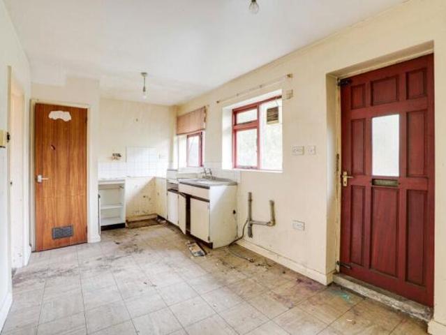 3 bedroom terraced house for sale in Western Boulevard, Nottingham, NG8