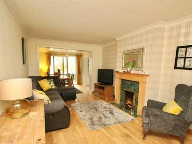 3 Bedroom Terraced House For Sale In Westfield