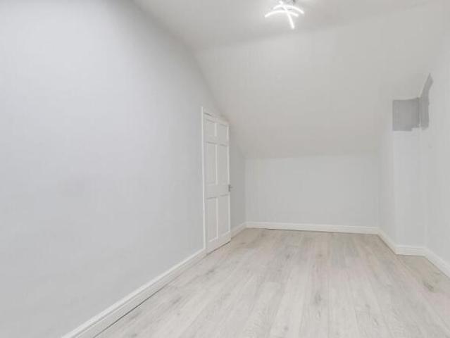 3 bedroom terraced house for sale in Westwood Road, Nottingham, NG2