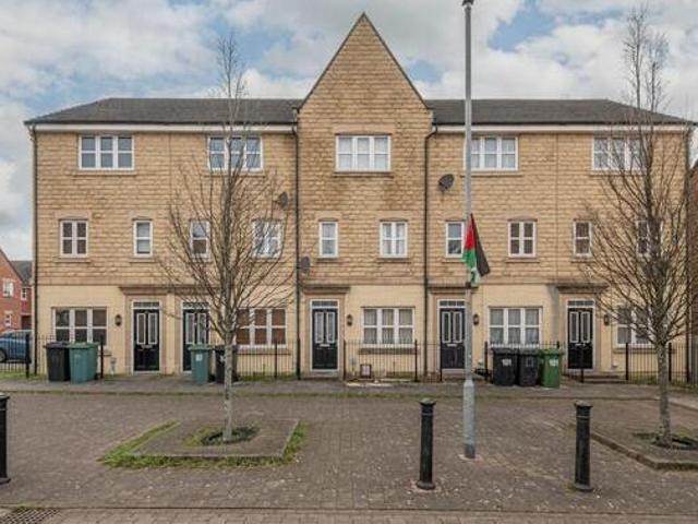 3 Bedroom Terraced House For Sale In Wf12 9hx
