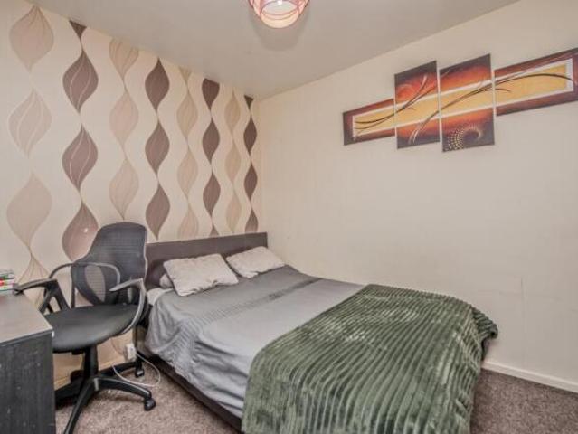 3 bedroom terraced house for sale in Whiteways, Bradford, BD2