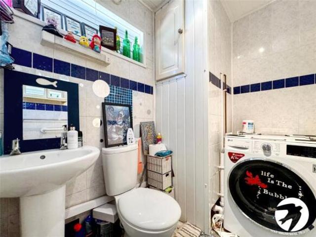 3 bedroom terraced house for sale in Wingham Close, Maidstone, Kent, ME15