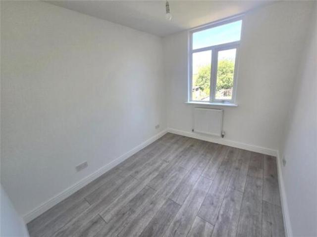 3 bedroom terraced house for sale in Windmill Road, Longford, Coventry, CV6