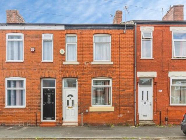 3 bedroom terraced house for sale in Windsor Road, Droylsden, M43