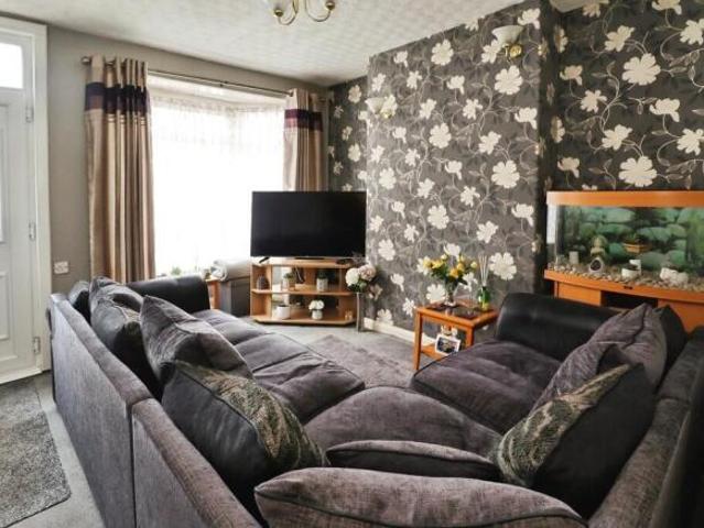 3 bedroom terraced house for sale in Winn Street, Lincoln, LN2