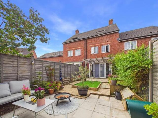 3 bedroom terraced house for sale in Winter Gate Road, Longford, Gloucester, Gloucestershire, GL2