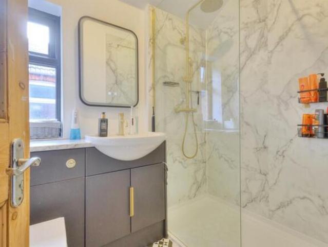 3 bedroom terraced house for sale in Wycliffe Road, Northampton, NN1