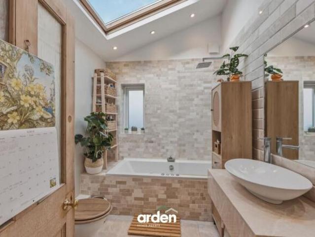 3 bedroom terraced house for sale in Wylds Lane, Worcester, WR5