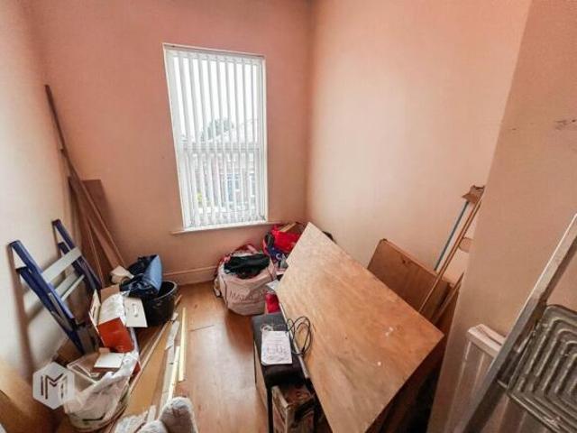 3 bedroom terraced house for sale in Wyresdale Road, Bolton, BL1