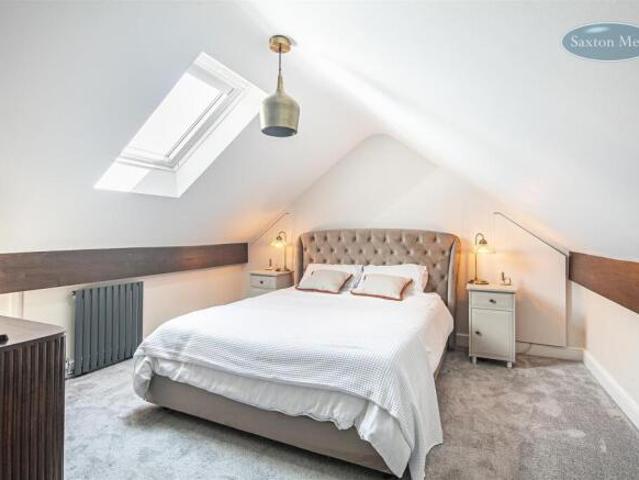 3 bedroom terraced house for sale in Toftwood Road, Crookes, Sheffield, S10