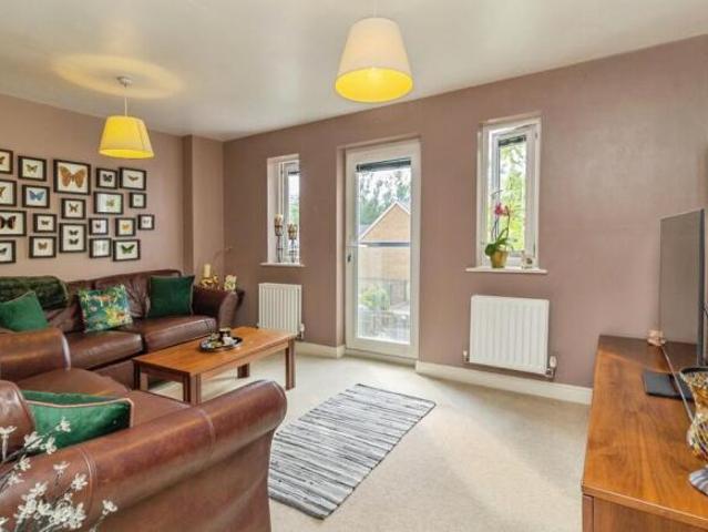 3 bedroom terraced house for sale in Top Fair Furlong, Redhouse Park, Milton Keynes, Buckinghamshire, MK14