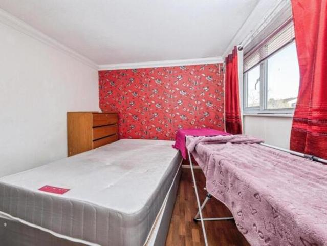 3 bedroom terraced house for sale in Torre Close, Bletchley, Milton Keynes, Buckinghamshire, MK3