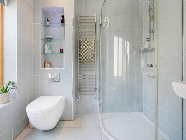 3 bedroom terraced house for sale in Taptonville Head, Taptonville Road, Broomhill, S10