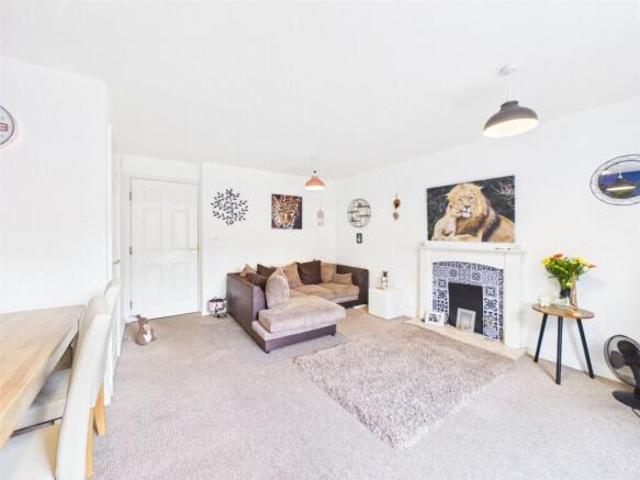 3 bedroom terraced house for sale in Thatcham Avenue Kingsway, Quedgeley, Gloucester, Gloucestershire, GL2