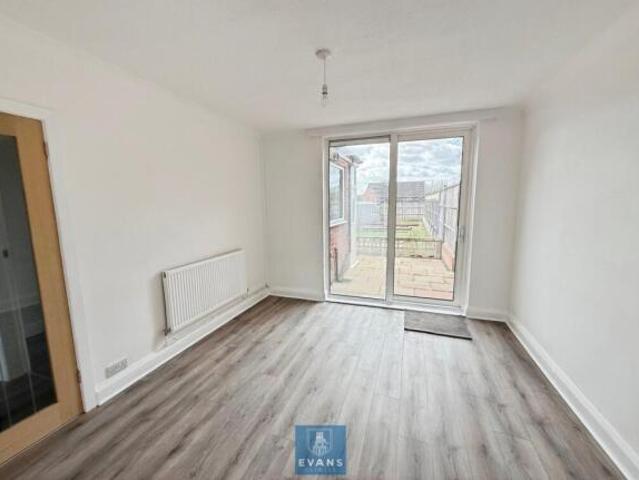 3 bedroom terraced house for sale in The Mount, Cheylesmore, Coventry, CV3