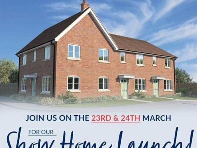 3 Bedroom Terraced House For Sale In The Clavering