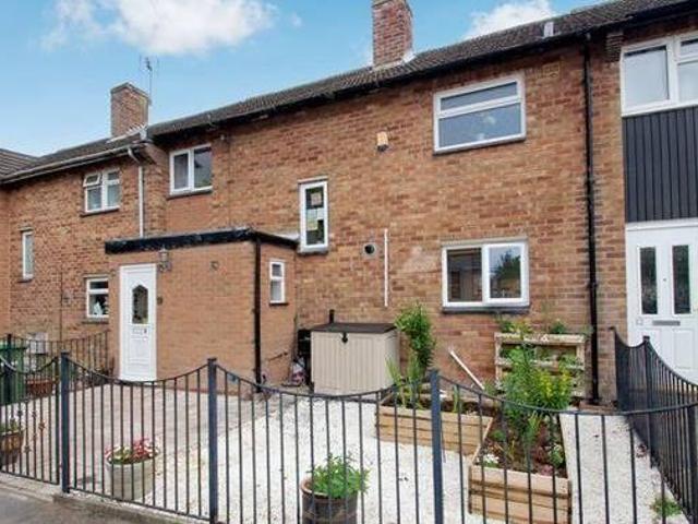 3 bedroom terraced house for sale in The Grove Studley B80