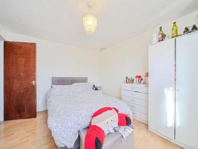 3 bedroom terraced house for sale in The Hide, Netherfield, Milton Keynes, MK6