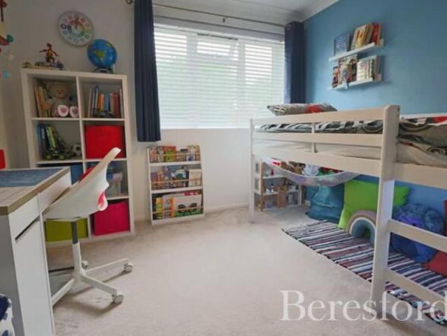 3 bedroom terraced house for sale in The Ridings, Chelmsford, CM2