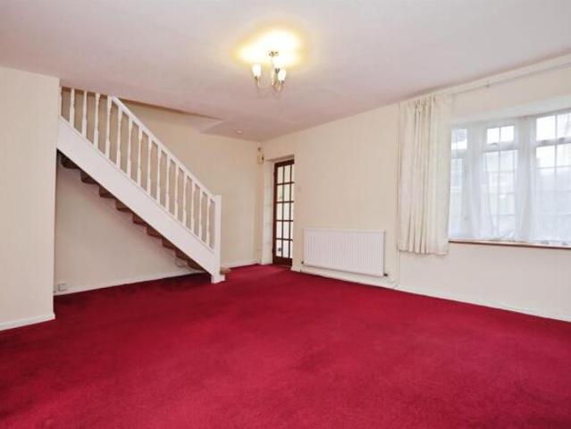 3 bedroom terraced house for sale in The Spinney, Leamington Spa, CV32