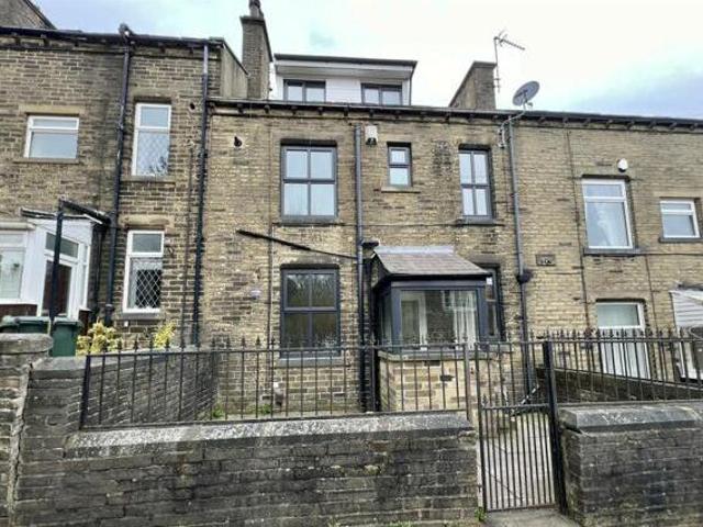 3 Bedroom Terraced House For Sale In Thornton
