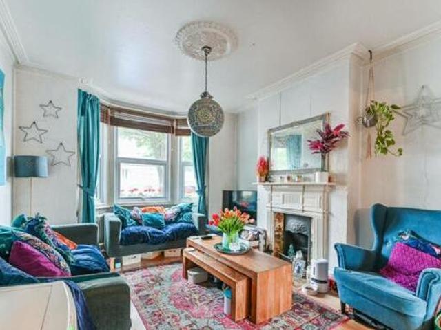 3 Bedroom Terraced House For Sale In Thornton Heath