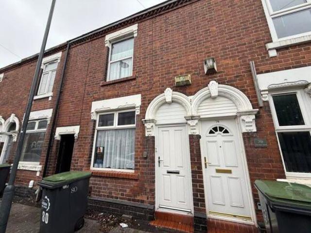 3 bedroom terraced house for sale in Thornton Road, Stoke On Trent, ST4