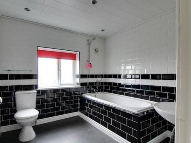 3 Bedroom Terraced House For Sale In Thorne, Doncaster