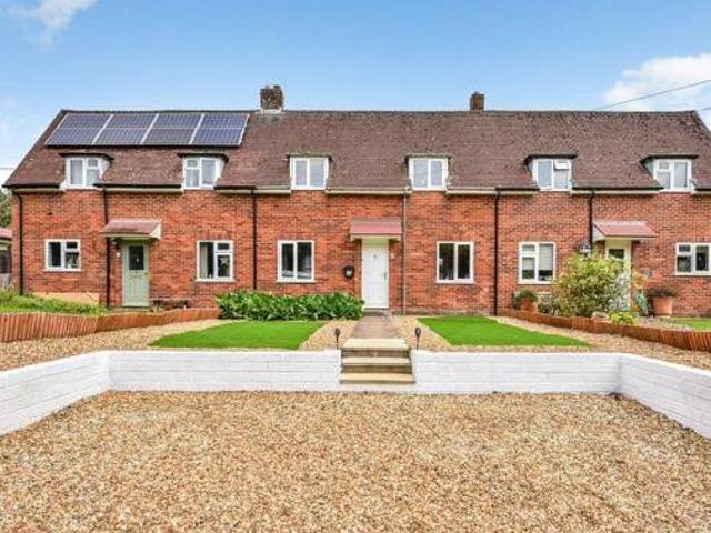 3 Bedroom Terraced House For Sale In Thruxton