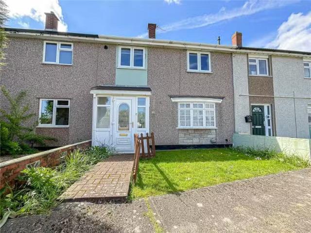 3 bedroom terraced house for sale in Tinkers Green Road, Wilne.