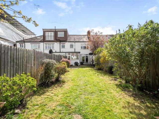 3 bedroom terraced house for sale in Upper Elmers End Road, Beckenham, BR3
