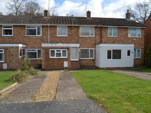 3 bedroom terraced house for sale in Valley Road, Little Billing, NN3 9AL, NN3