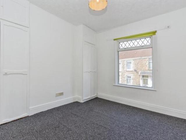 3 bedroom terraced house for sale in Verig Street, Manselton, Swansea, SA5