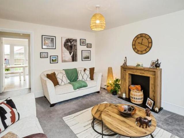 3 bedroom terraced house for sale in Vesta Avenue, Chester, CH4
