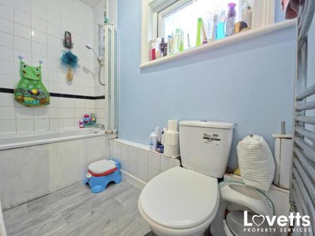 3 bedroom terraced house for sale in Victoria Avenue, Margate, CT9