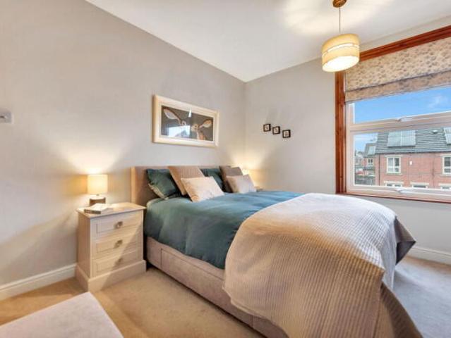 3 bedroom terraced house for sale in Victoria Road, Nottingham, Nottinghamshire, NG5 2NA, NG5