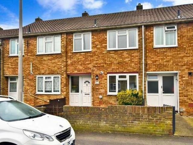 3 bedroom terraced house for sale in Yarrow Road Weedswood Chatham Kent ME5