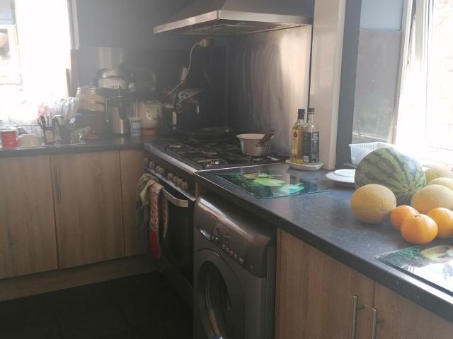 3 bedroom Terraced house to let Broadway, Cardiff