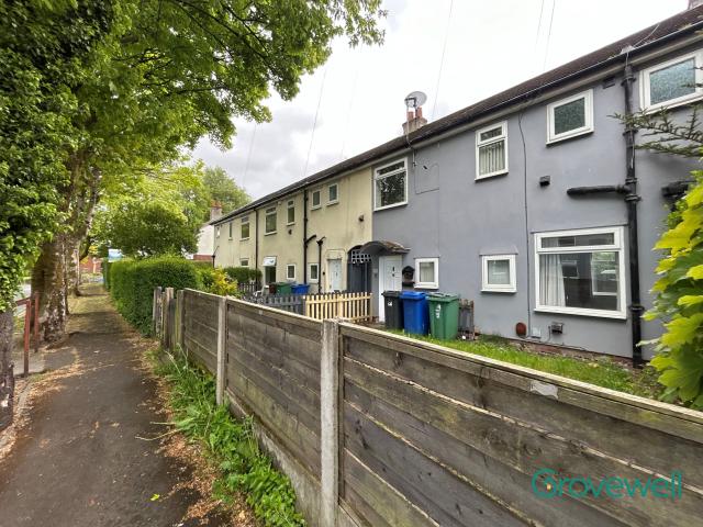 3 bedroom Terraced house to let Sykes Avenue, Bury