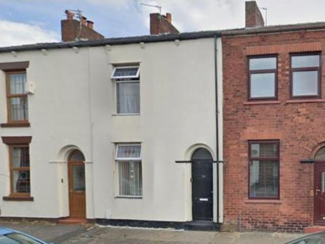 3 bedroom Terraced House To Let