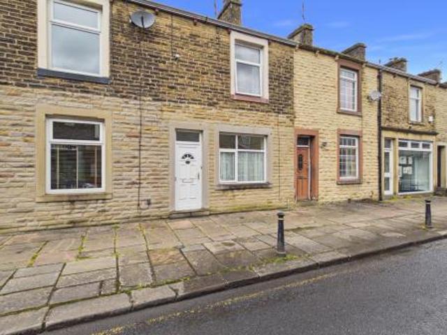 3 bedroom Terraced House To Let