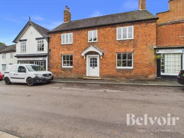 3 bedroom Terraced House To Let