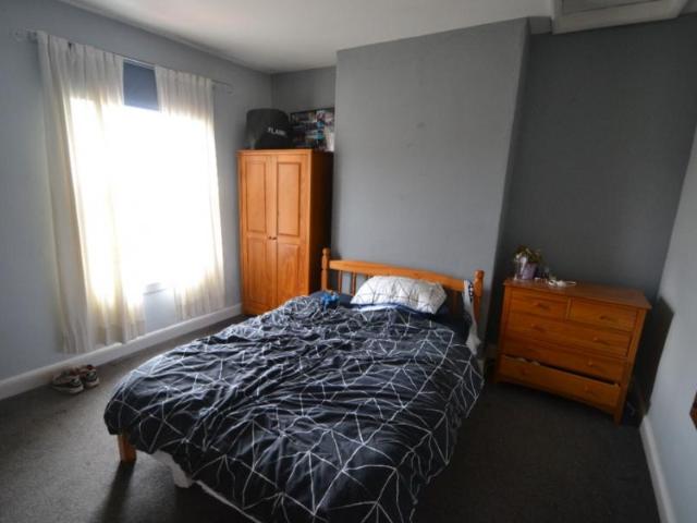 3 bedroom Terraced House To Let
