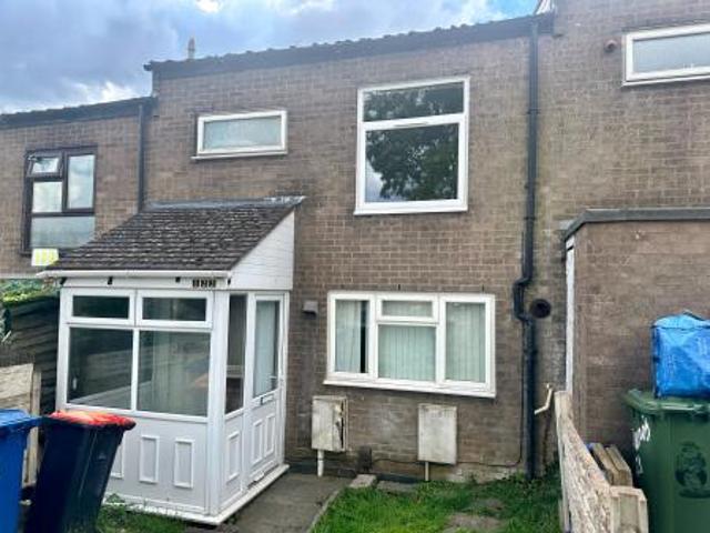 3 bedroom Terraced House To Let