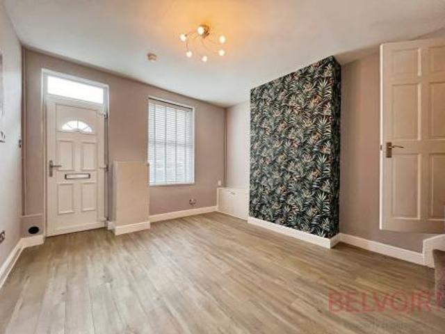 3 bedroom Terraced House To Let