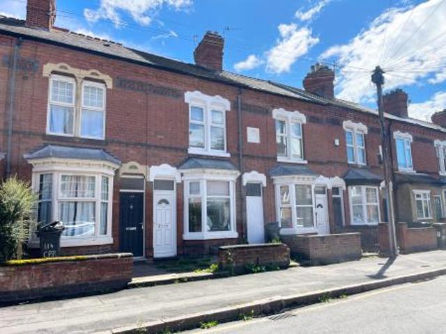 3 bedroom Terraced House To Let