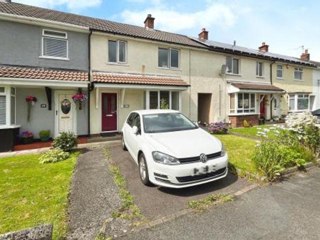 3 bedroom Terraced House To Let