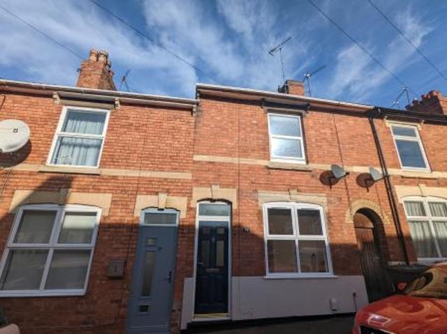 3 bedroom Terraced House To Let