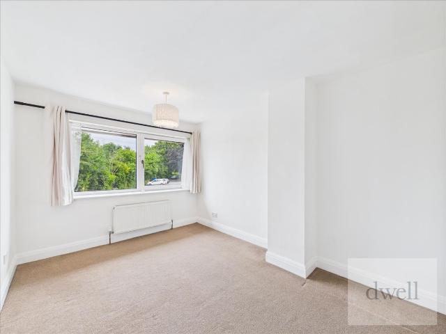 3 Bedroom Terraced House To Let