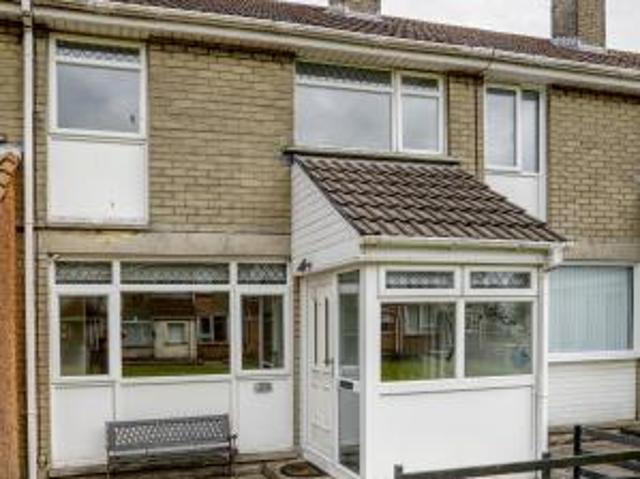 3 bedroom Terraced House To Let